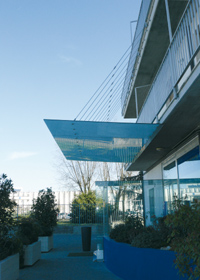 Da Logli Massimo: un sistema per pensiline - Guidafinestra