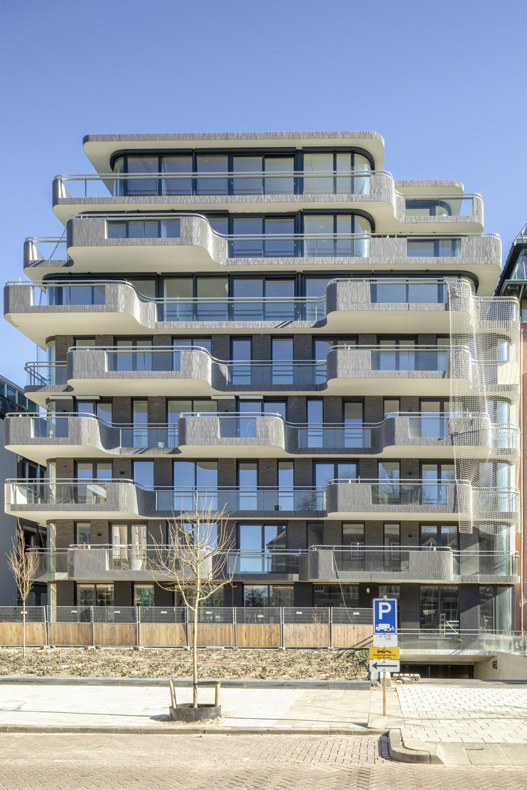 De Hooch ad Amsterdam è l'edificio siglato AGC - Guidafinestra