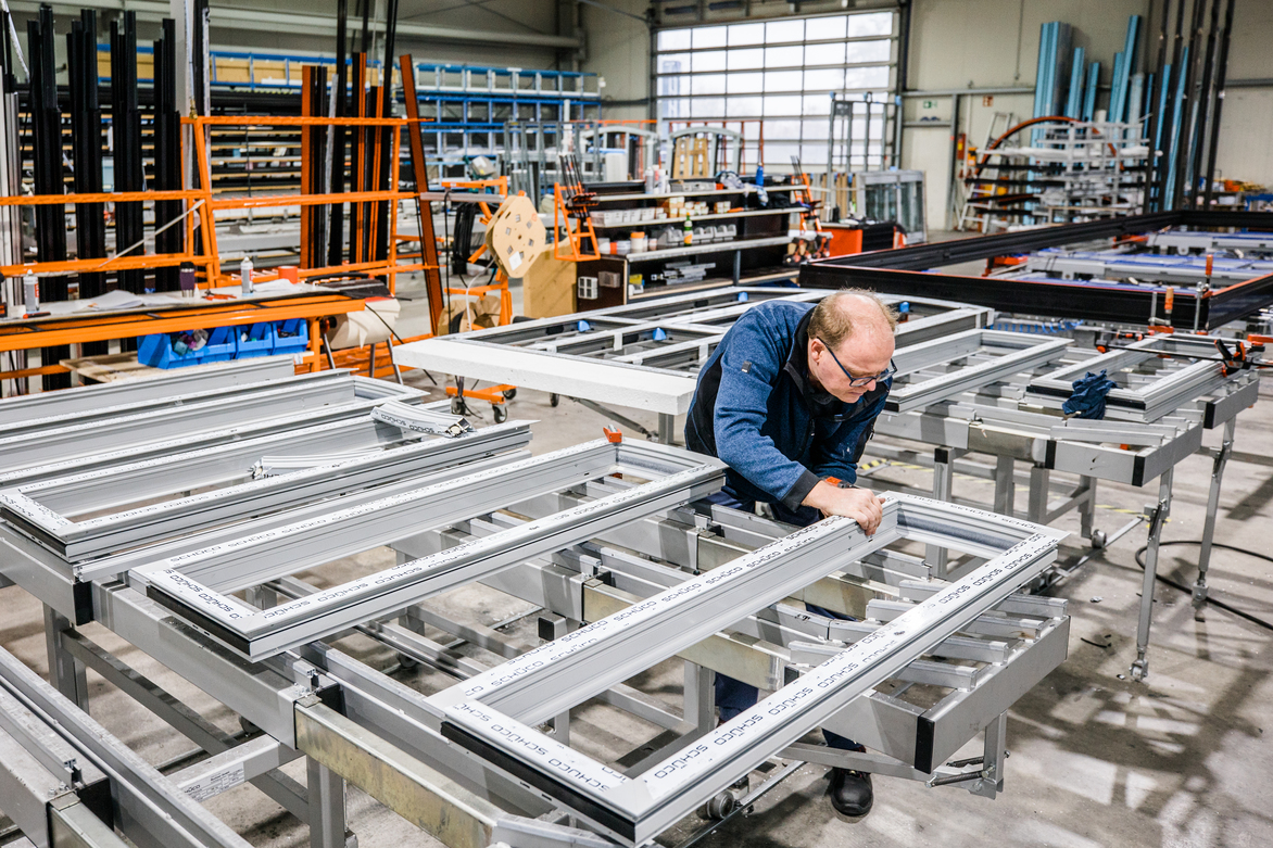 Infissi speciali in alluminio di Ventana - Guidafinestra