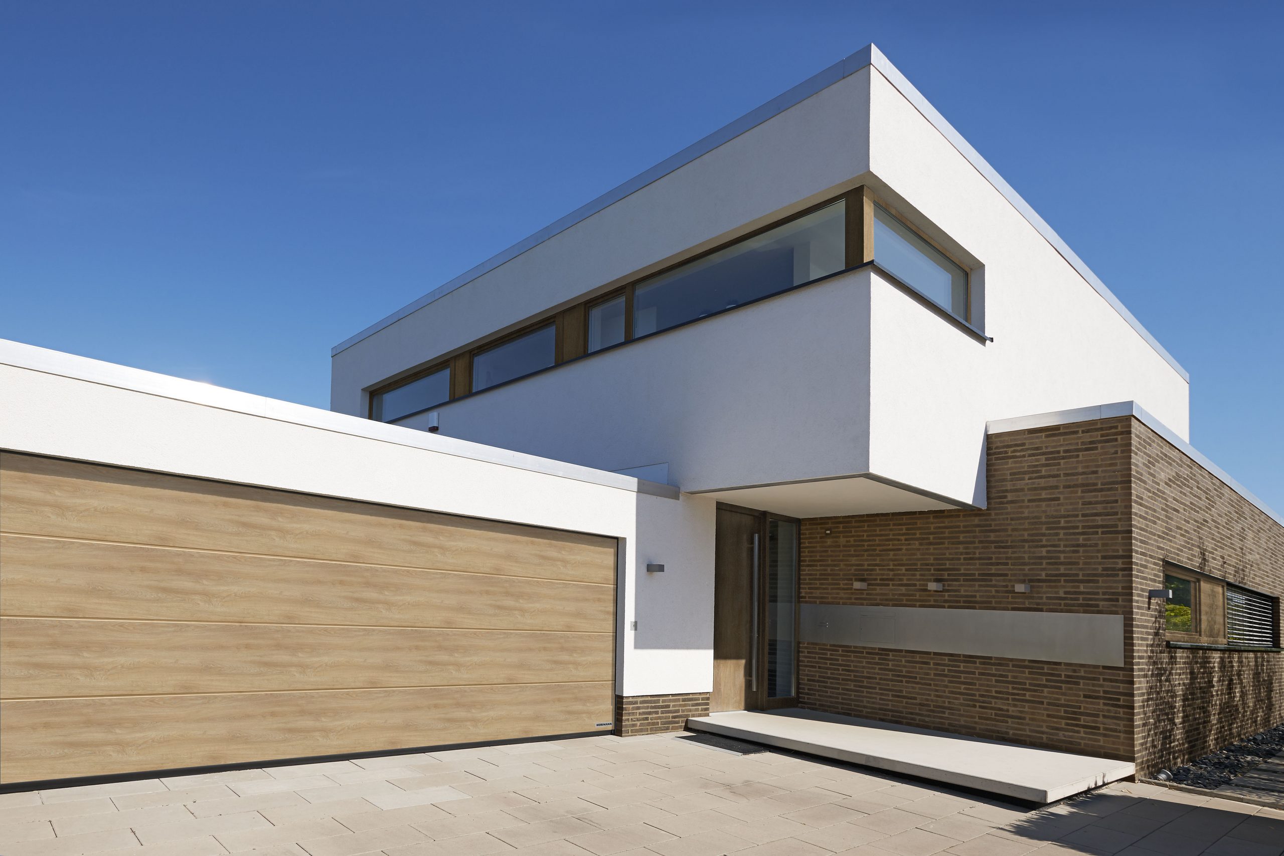 Malt Oak Duragrain, la nuova finitura Hörmann - Guidafinestra